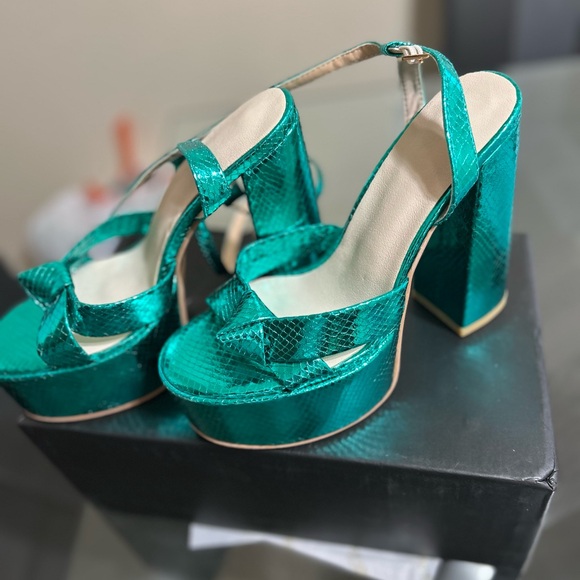 Shoes | Emerald Green Platform Heels | Poshmark